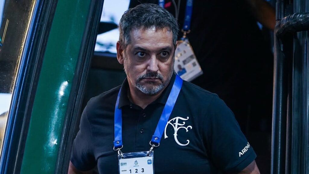 Masalah Arema yang Harus Dibenahi Marcos Santos Musim Depan - WEAREMANIA